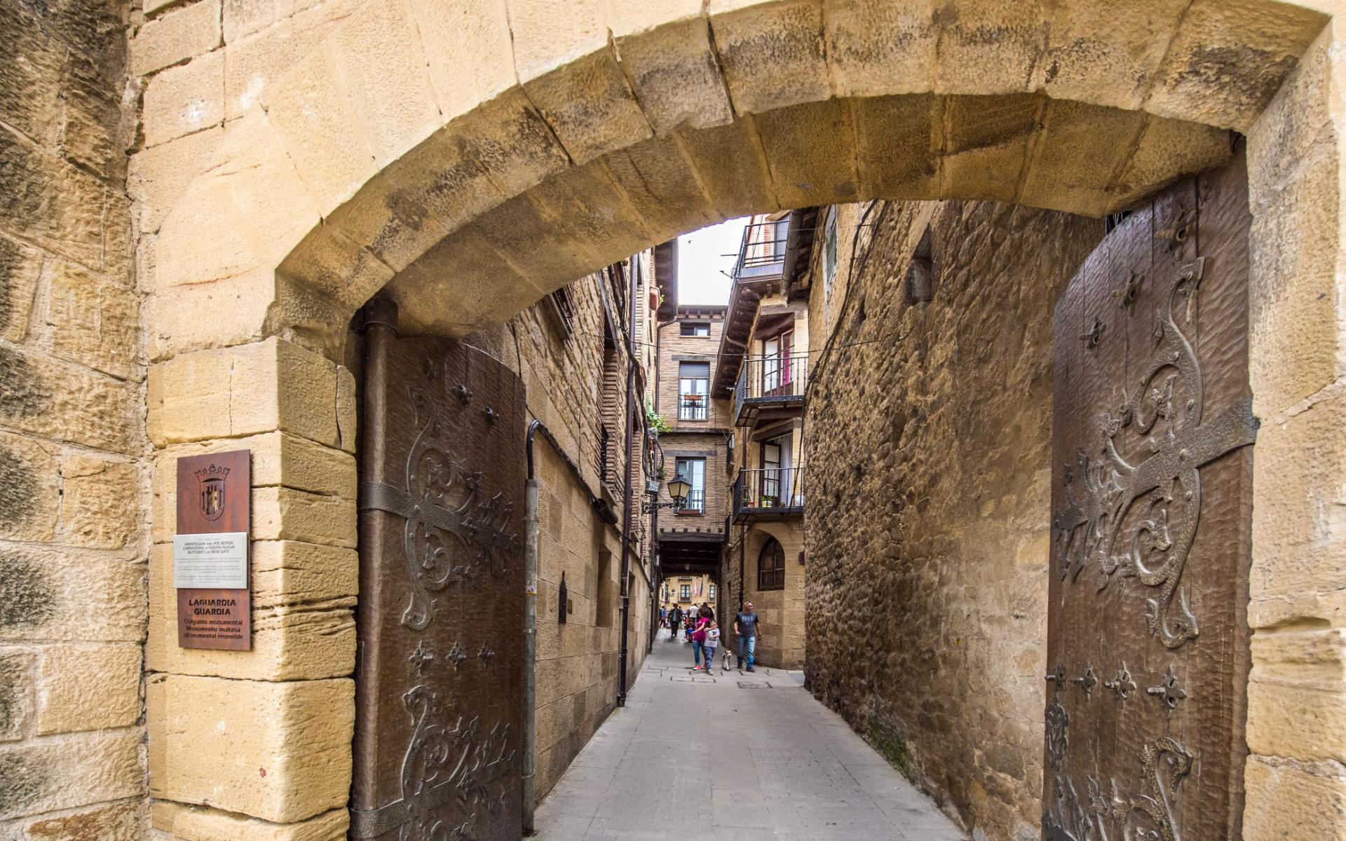 What to do and what to see in Laguardia (Rioja Alavesa) | Basque ...
