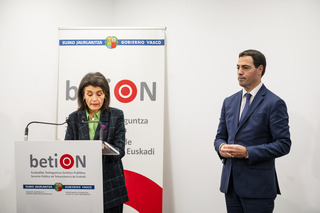 El Lehendakari Pradales anuncia que el servicio público de ...