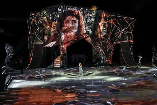 El Cirque du Soleil despliega 'Crystal' sobre el hielo en Pamplona ...